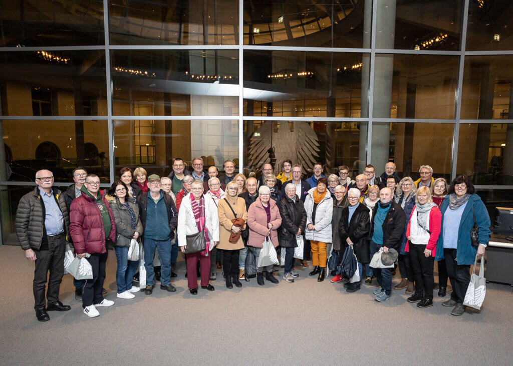 50 Bürger:innen auf Besuch in Berlin - Andreas Larem